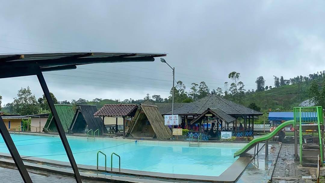 Rekomendasi Tempat Wisata Pemandian Air Panas di Bandung, Cocok Liburan ...
