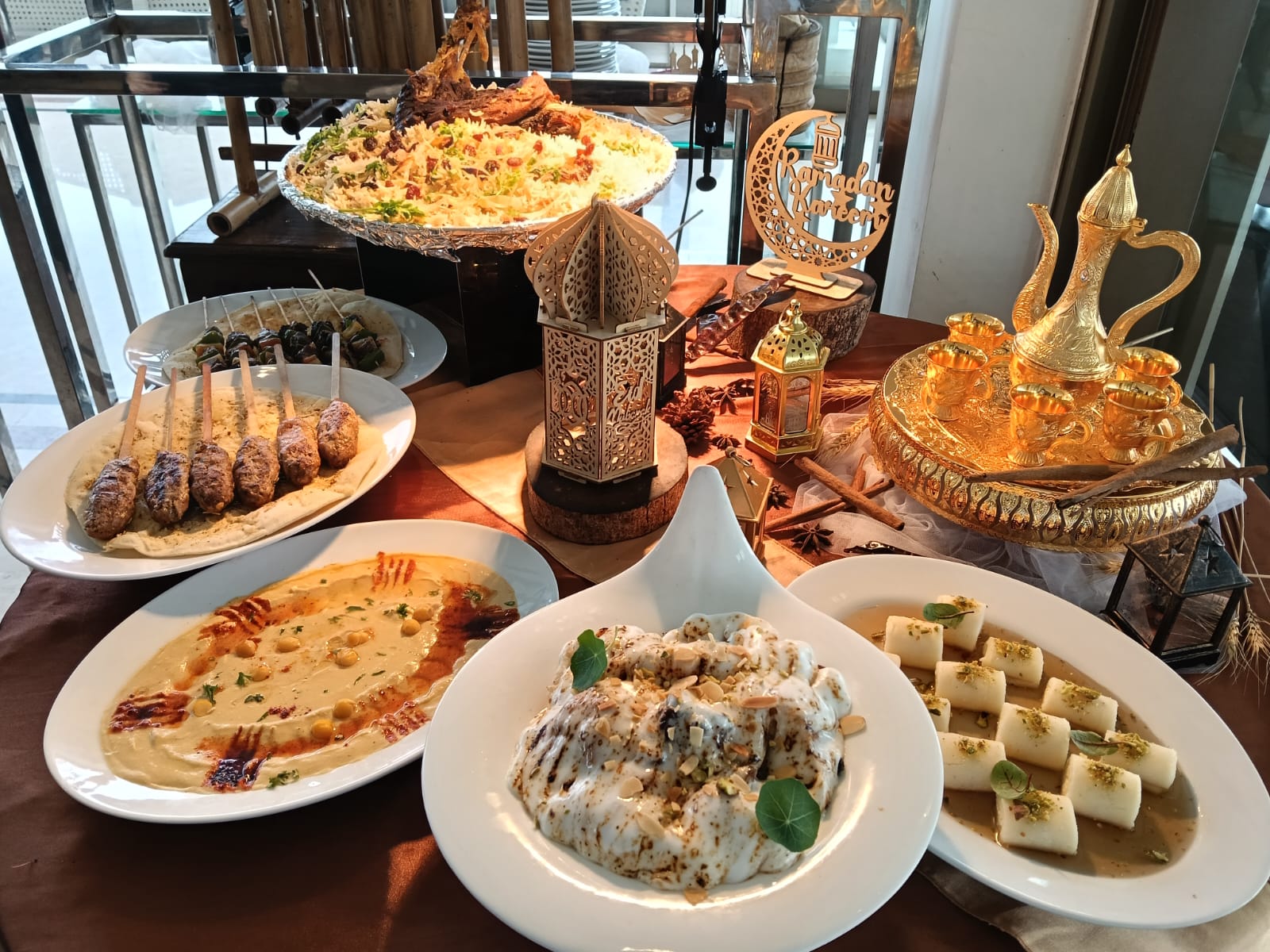Art Deco Hotel Bandung Hadirkan Program Iftar 2026 Bertema 'Middle ...